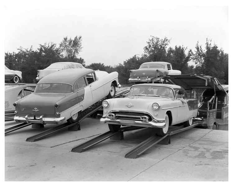 Factories & Plants - Outright Oldsmobile!