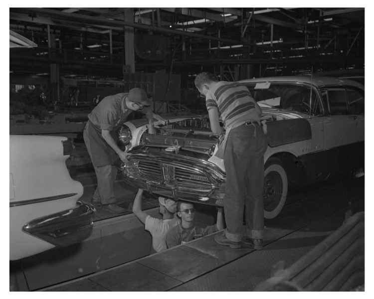 Factories & Plants - Outright Oldsmobile!