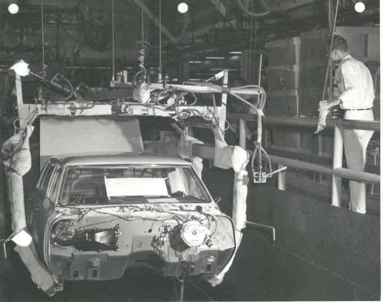 Factories & Plants - Outright Oldsmobile!