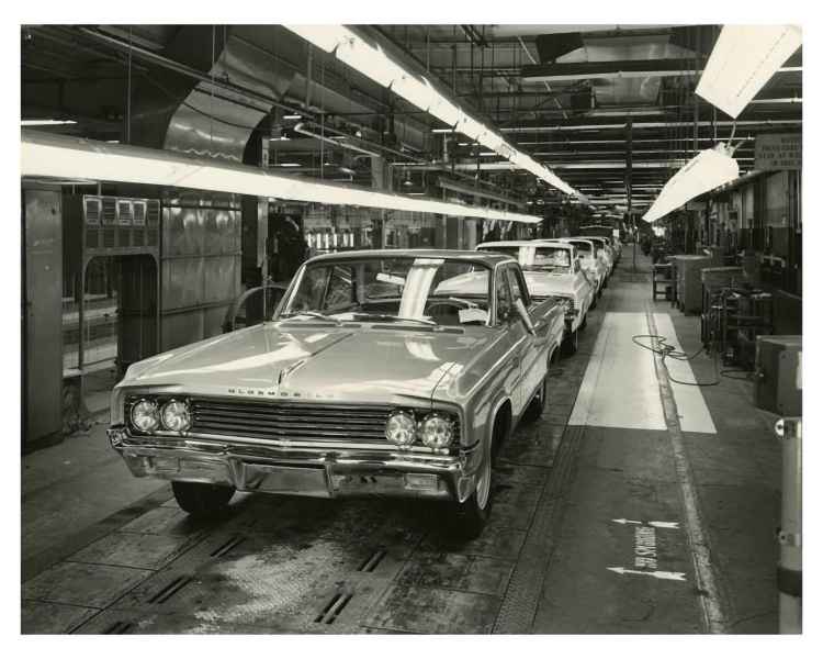Factories & Plants - Outright Oldsmobile!